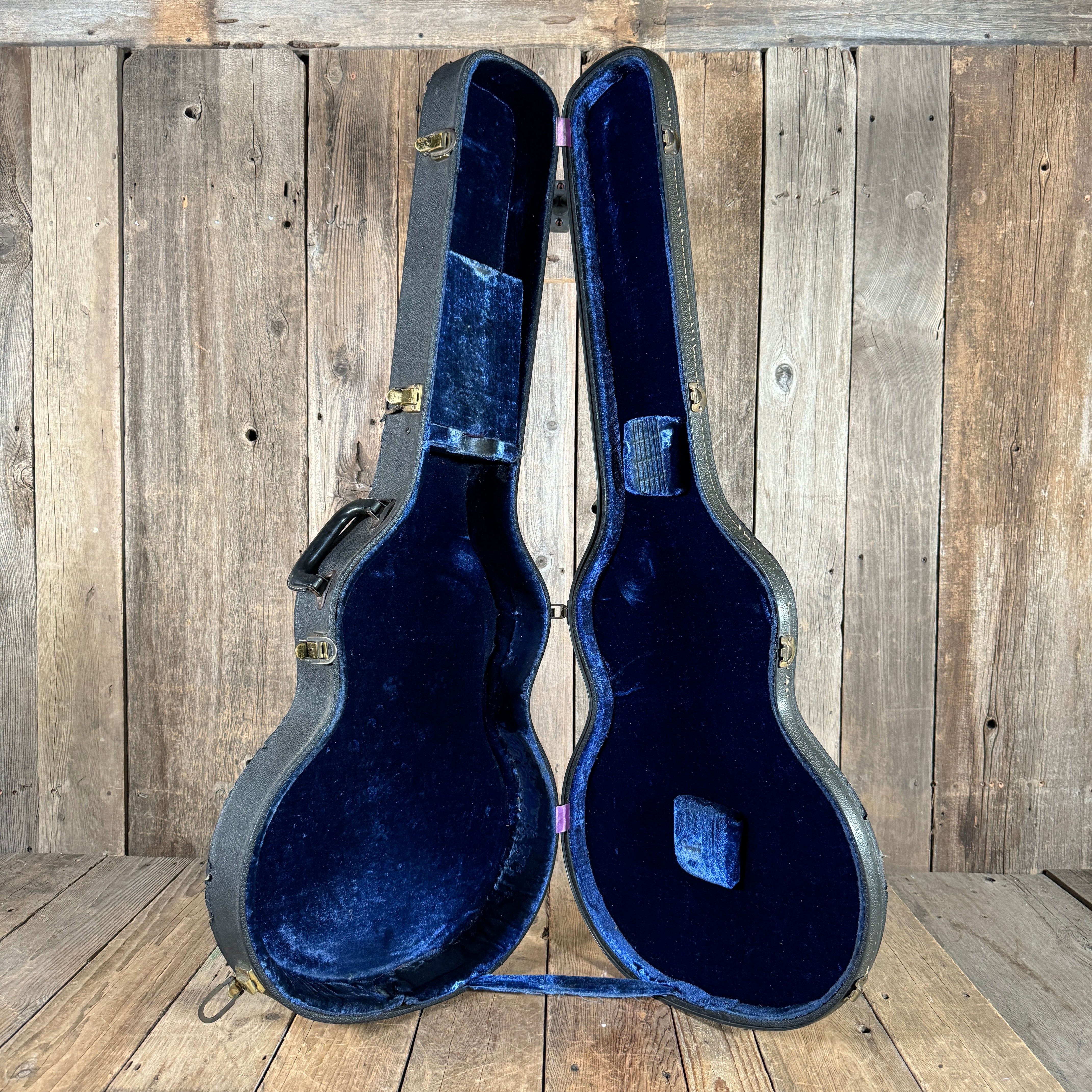 On the way to the Dallas Guitar Show May 2, 3, 4 - Epiphone On the way to the Dallas Guitar Show May 2, 3, 4 - Epiphone